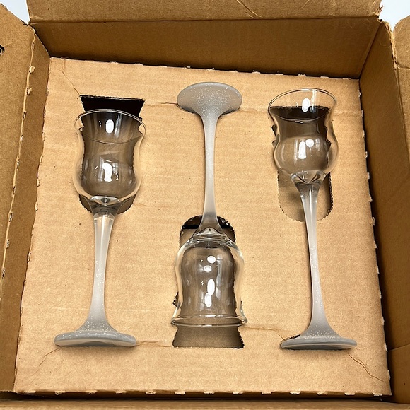 PartyLite | Accents | Partylite Iced Trio Tea Light Votive Candle ...